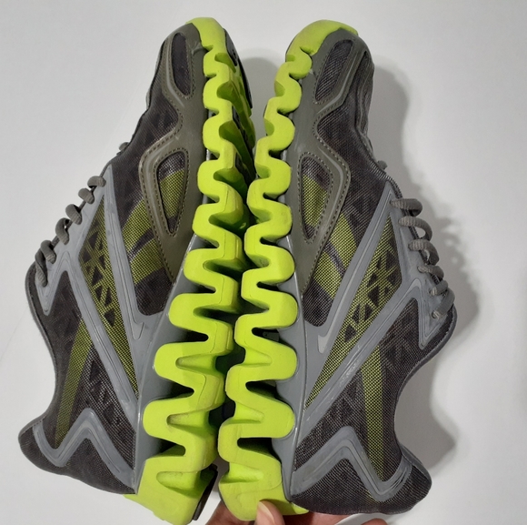 Reebok | Shoes | Reebok Zig Tech Shark Graygreen Running Sneakers ...